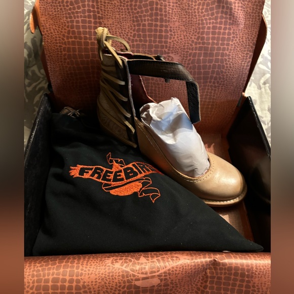 Freebird by Steven | Shoes | Freebird Raeanne Brand New Size 8 | Poshmark